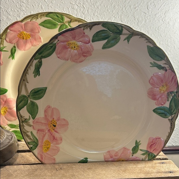 Fransican | Dining | 2 Handpainted Pink Floral Dinner Plates Fransican ...